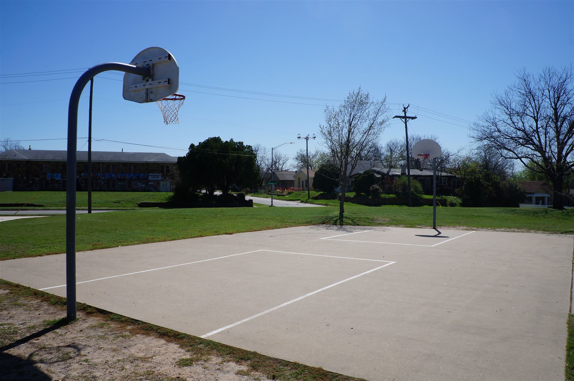 Locations Hub - Hillside Park Basketball Court