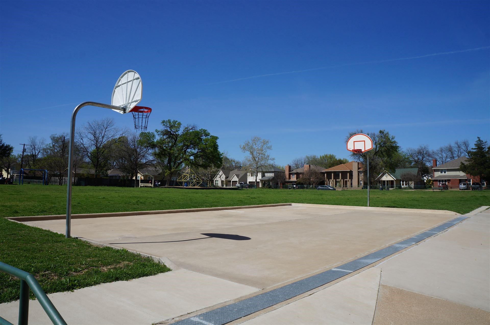 Locations Hub - Hillside Park Basketball Court